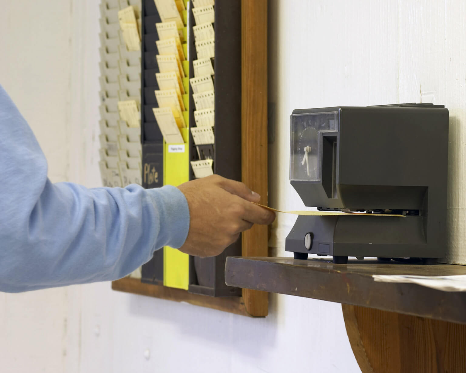 benefits-of-biometric-time-clocks-atlantic-payroll-partners